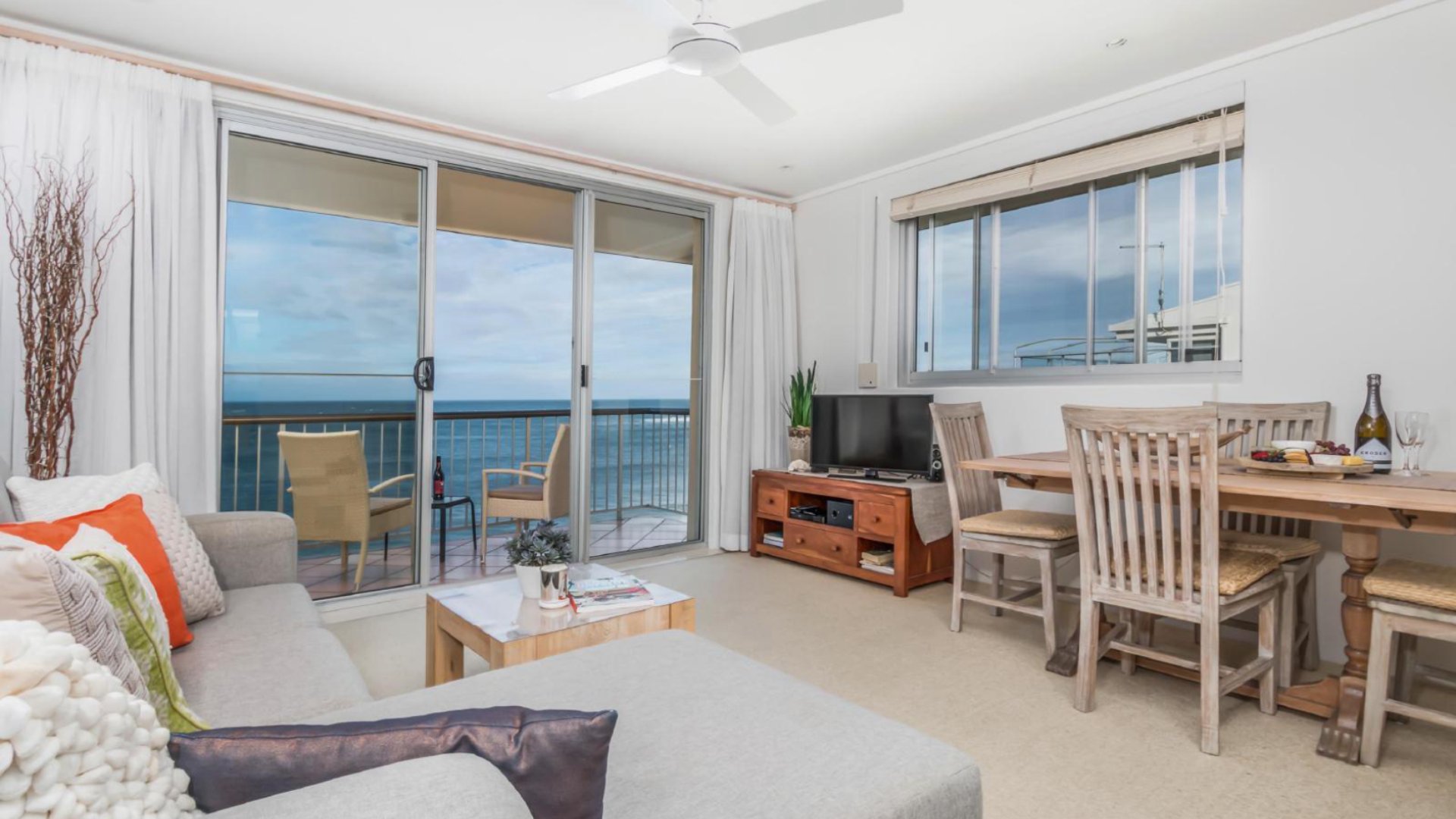 Craigmore On The Beach Unit 18 | 18/1 Queen Street Yamba NSW 2464 ...