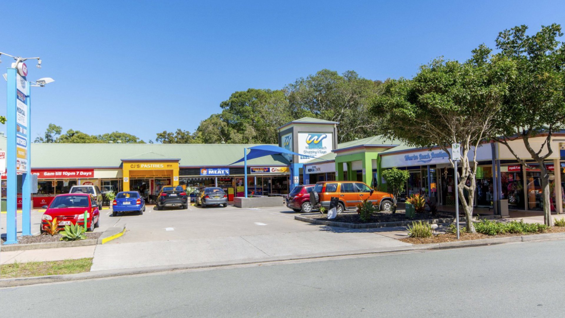 Stylish Unit Overlooking The Ocean | 2/52 Boyd Street Woorim QLD 4507 ...
