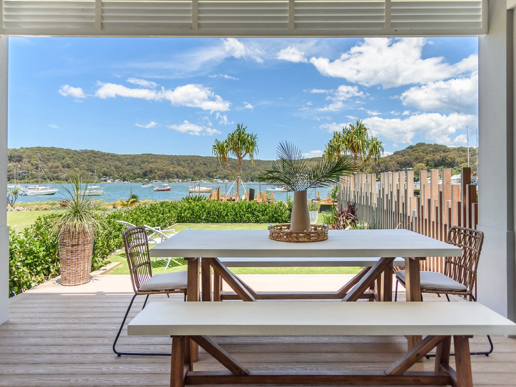 Holiday Accommodation Central Coast - Beach Retreats